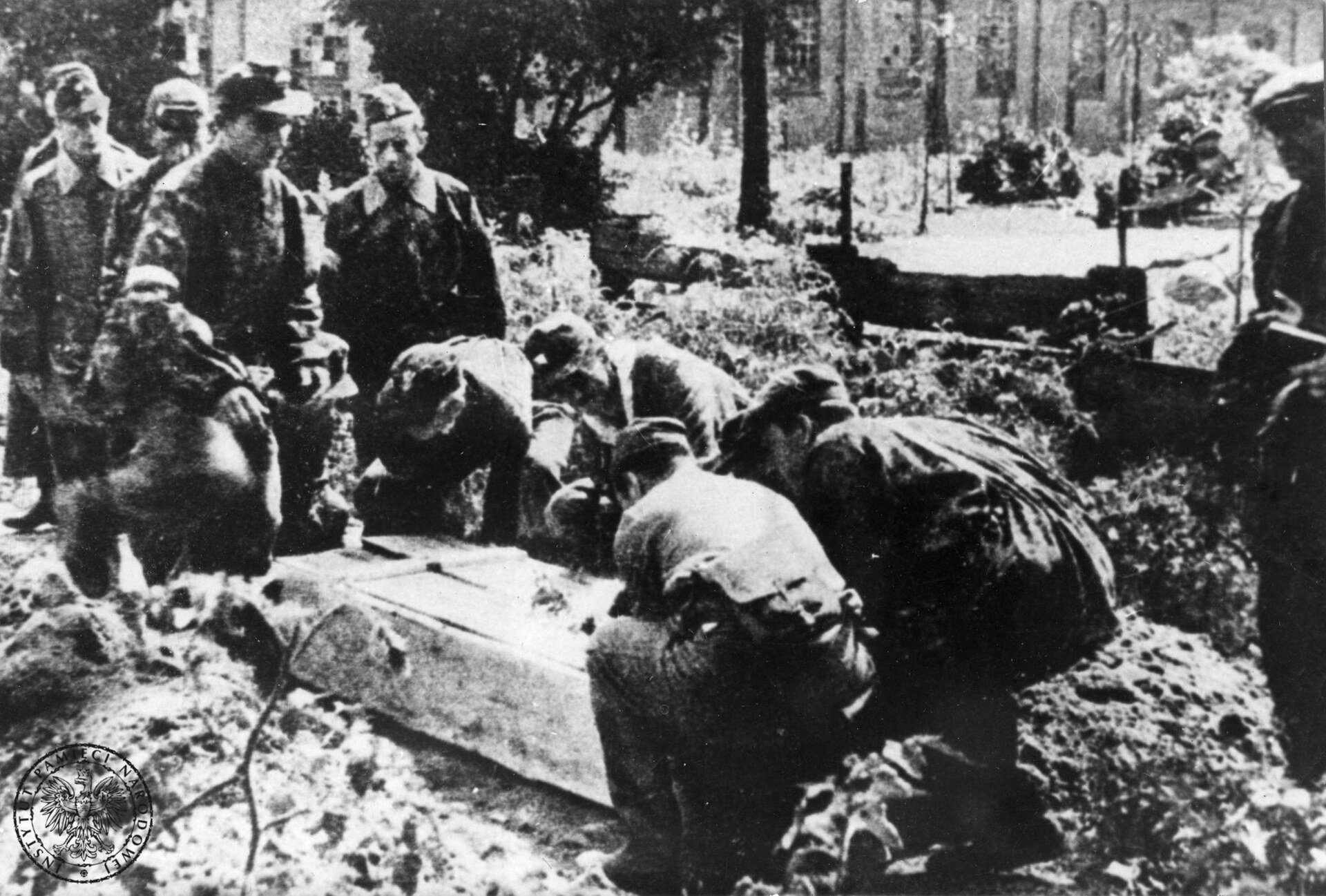 Nekropolia Powstania Warszawskiego Powstanie Warszawskie Przystanek Nekropolia Powstania Warszawskiego Powstanie Warszawskie Przystanek